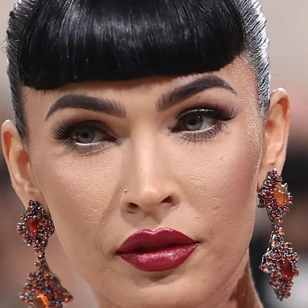 makeupengaged@instagram on Pinno: Celebrities’ real skin textures skin ...