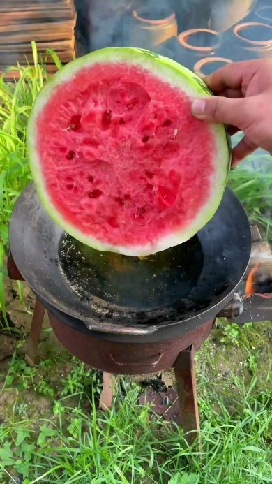 foodie_jessica@instagram on Pinno: How to make watermelon popcorn ...