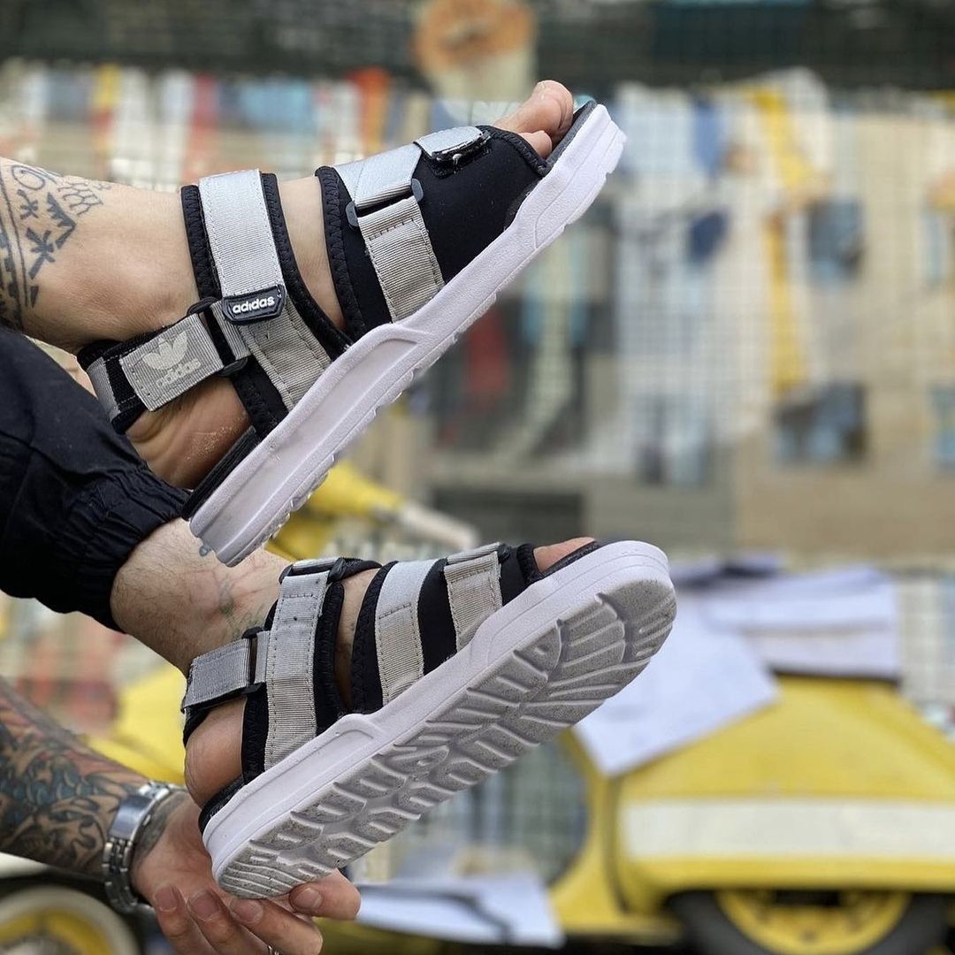 sport_adinike@instagram on Pinno: 🏆صندل آدیداس 🏆 🔹️ زیره طبی 🔹️ 🔥 کیفیت ...