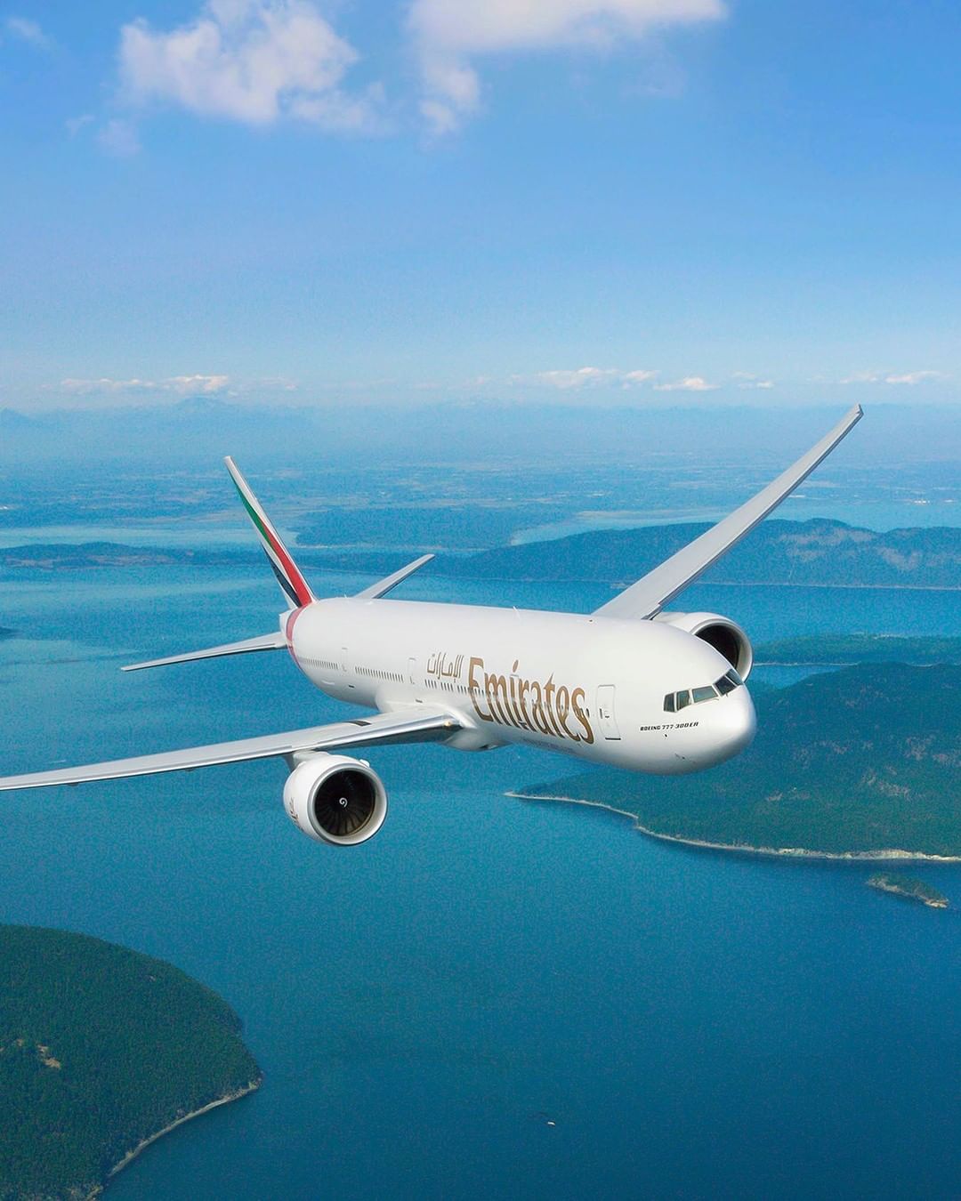 emirates@instagram on Pinno: Flying high above it all. Can it get bet...